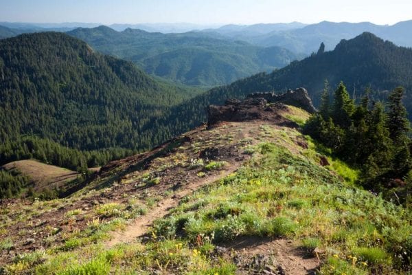 Central Oregon Hikes for Fall