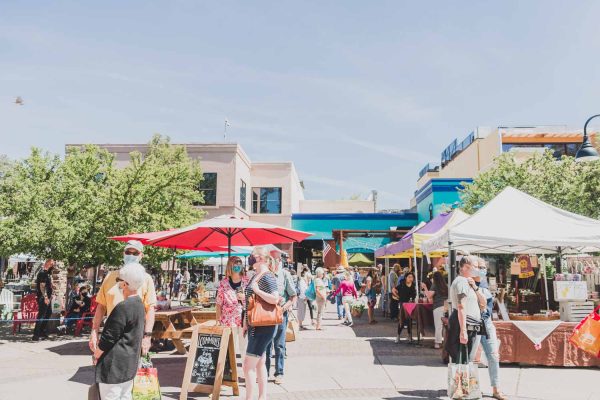 052621 Downtown Bend Farmers Market Amanda Photographic-37 — Bend Magazine