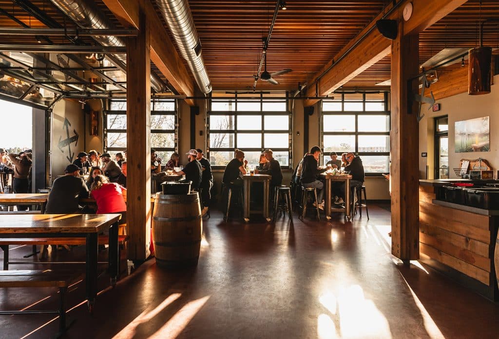 inside-restaurant-crux-fermentation-project — Bend Magazine